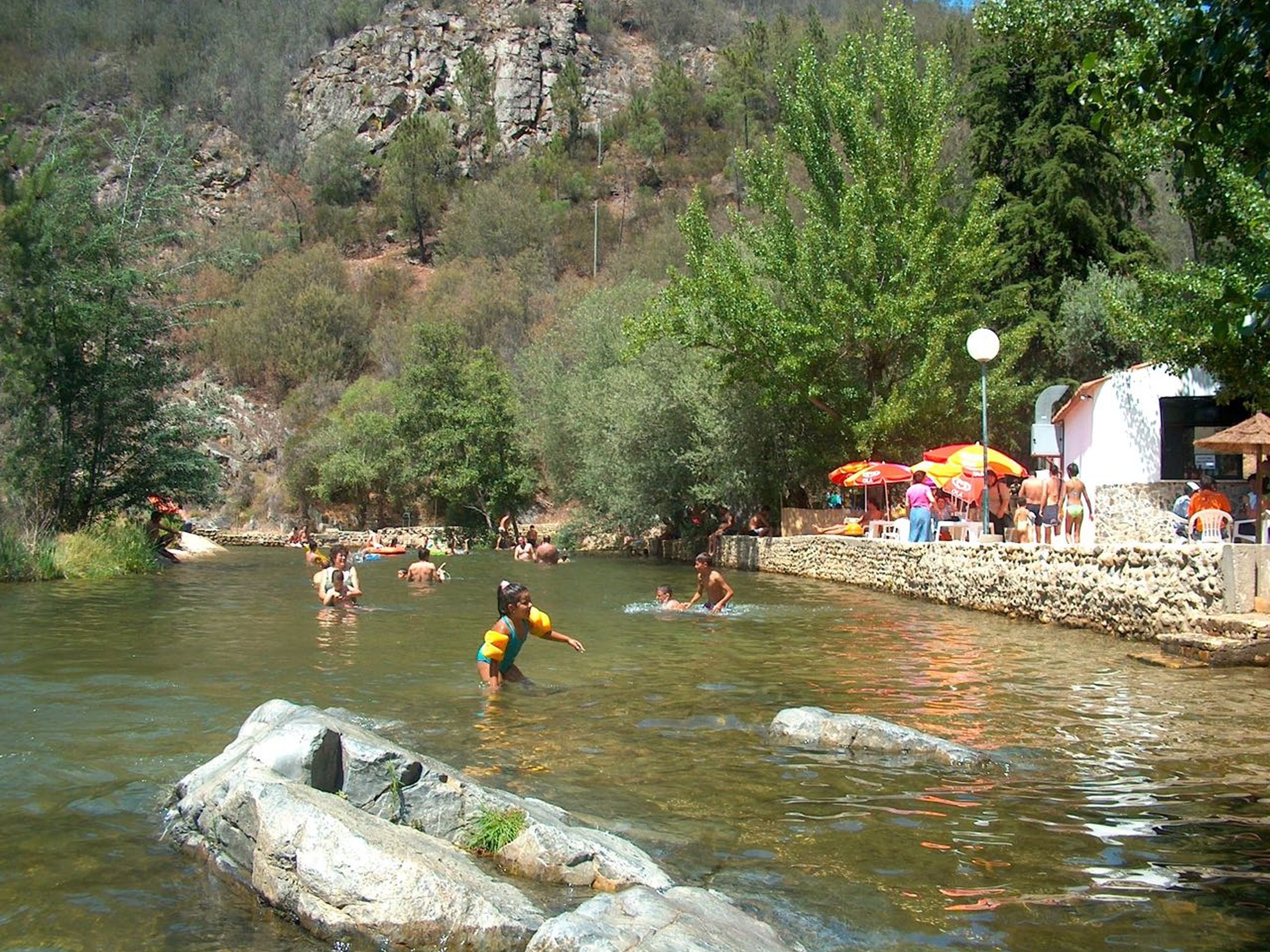 Penedo Furado River Beach | Xistopedia | Starlight Aldeias do Xisto